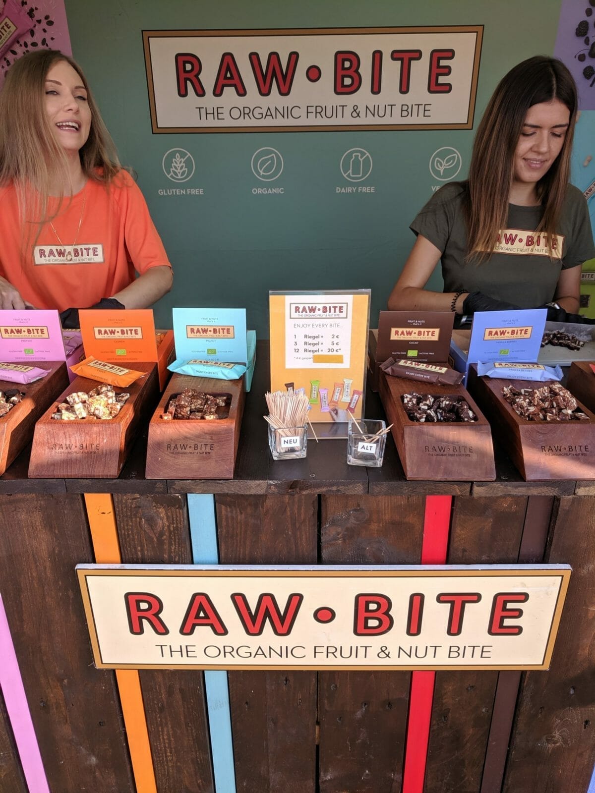 TOUGH MUDDER - TEAM RAWBITE - HELGA AND HEINI ON TOUR