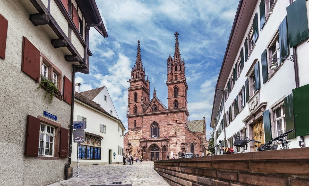 The 20 Switzerland Landmarks you didn't know about!